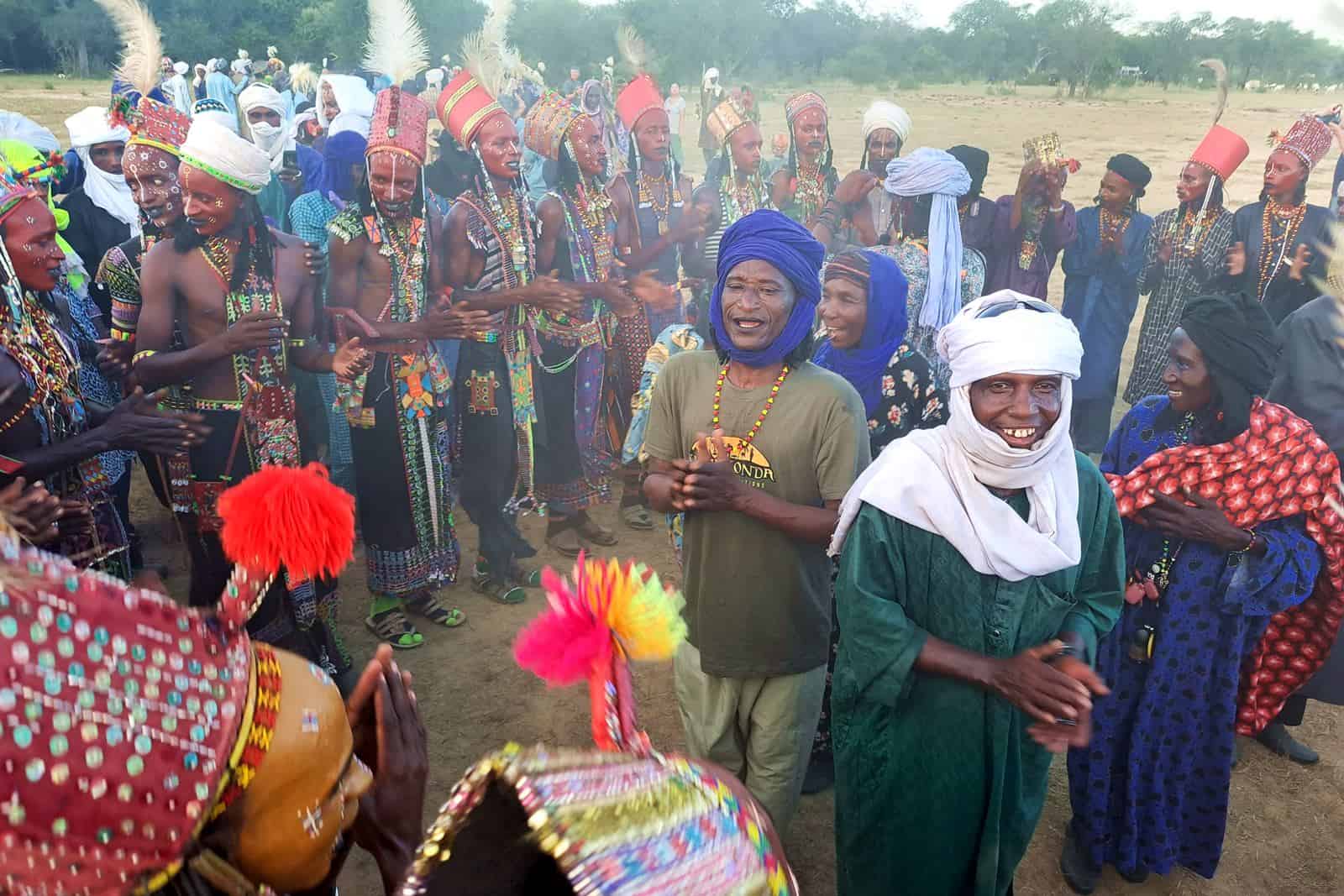 Sapeurs, los dandis del Congo y la "SAPE" - Kumakonda