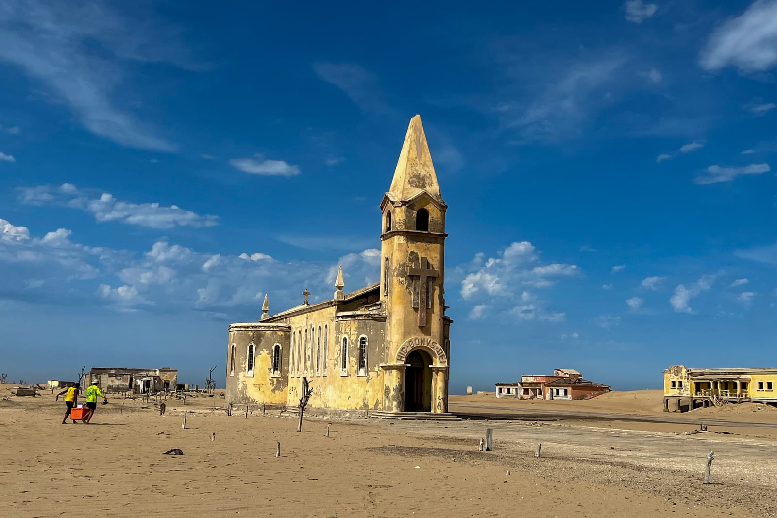 Ilha dos Tigres y Foz do Cunene , viaje al sur de Angola